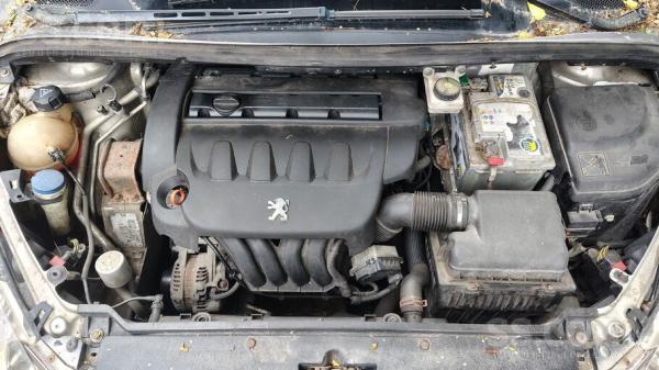 Grey Peugeot 307 2005 in Riga, with an engine capacity of 2.00 L and mileage of 160 thousand km for 950 €, photo 5 on AUTOMOTO.COM.LV