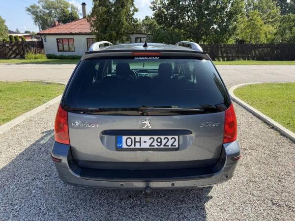 Grey Peugeot 307 2005 in Ventspils, with an engine capacity of 1.60 L and mileage of 293 thousand km for 1890 €, photo 8 on AUTOMOTO.COM.LV