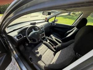Grey Peugeot 307 2005 in Ventspils, with an engine capacity of 1.60 L and mileage of 293 thousand km for 1890 €, photo 11 on AUTOMOTO.COM.LV