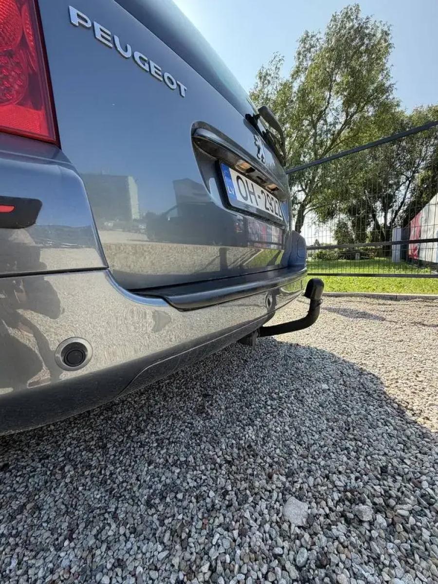 Grey Peugeot 307 2005 in Ventspils, with an engine capacity of 1.60 L and mileage of 293 thousand km for 1890 €, photo 24 on AUTOMOTO.COM.LV