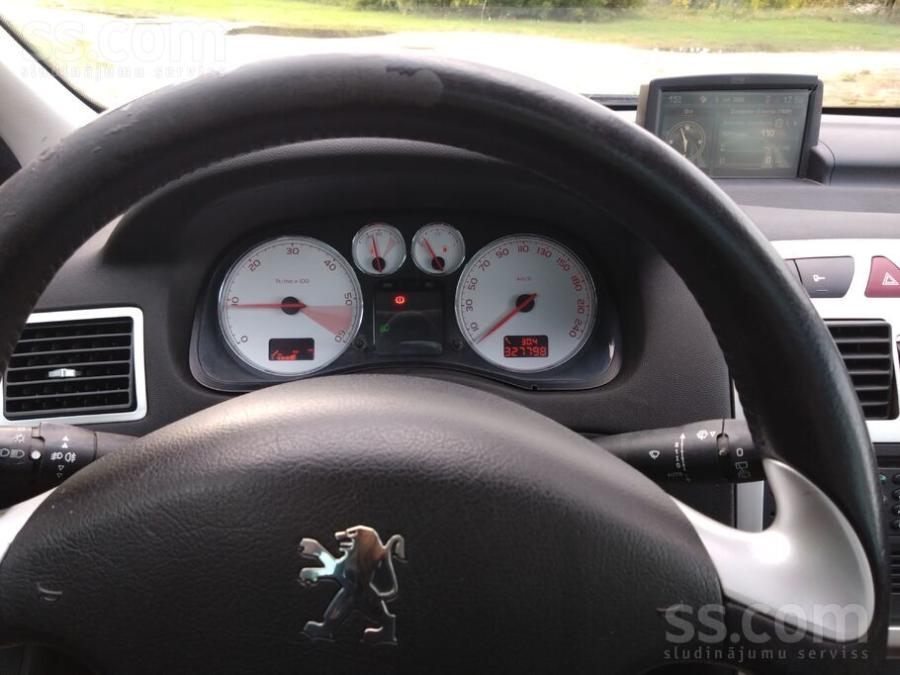 Grey Peugeot 307 2005 in Riga, with an engine capacity of 2.00 L and mileage of 328 thousand km for 790 €, photo 9 on AUTOMOTO.COM.LV