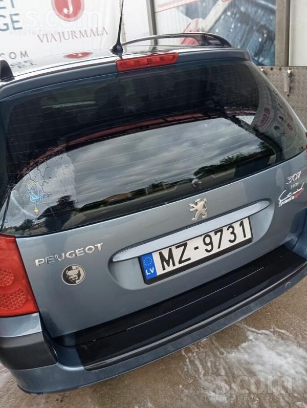Pelēks Peugeot 307 2006 Daugavpils, ar dzinēja tilpumu 1.60 L un nobraukumu 276 tūkst. km par 1800 €, foto 2 vietnē AUTOMOTO.COM.LV