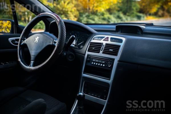 Grey Peugeot 307 2006 in Riga, with an engine capacity of 1.60 L and mileage of 0 thousand km for 1290 €, photo 7 on AUTOMOTO.COM.LV