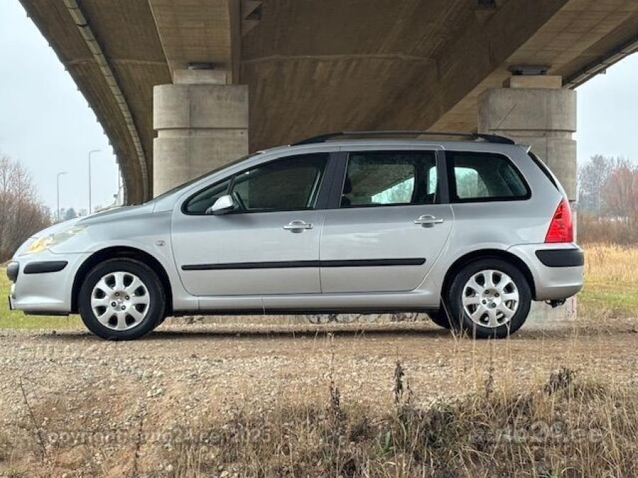 Grey Peugeot 307 2006 in Tartu, with an engine capacity of 1.60 L and mileage of 216 thousand km for 2900 €, photo 5 on AUTOMOTO.COM.LV