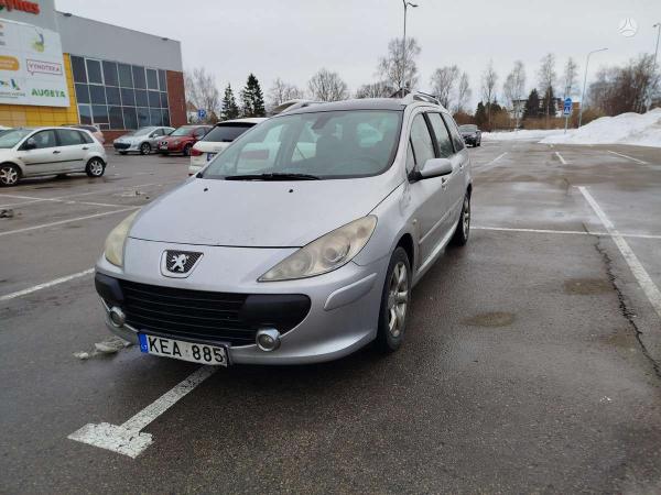 Grey Peugeot 307 2006 in Panevezys, with an engine capacity of 2.00 L and mileage of 386 thousand km for 950 €, photo 1 on AUTOMOTO.COM.LV