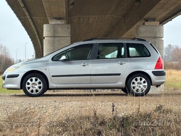 Grey Peugeot 307 2006 in Tartu, with an engine capacity of 1.60 L and mileage of 216 thousand km for 2490 €, photo 5 on AUTOMOTO.COM.LV