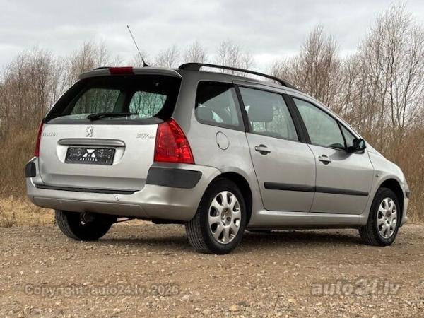 Grey Peugeot 307 2006 in Tartu, with an engine capacity of 1.60 L and mileage of 216 thousand km for 1999 €, photo 4 on AUTOMOTO.COM.LV