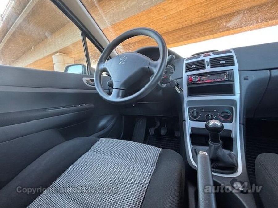 Серый Пежо 307 2006 в Тарту, объемом двигателя 1.60 л и пробегом 216 тыс. км за 1999 €, фото 13 на AUTOMOTO.COM.LV