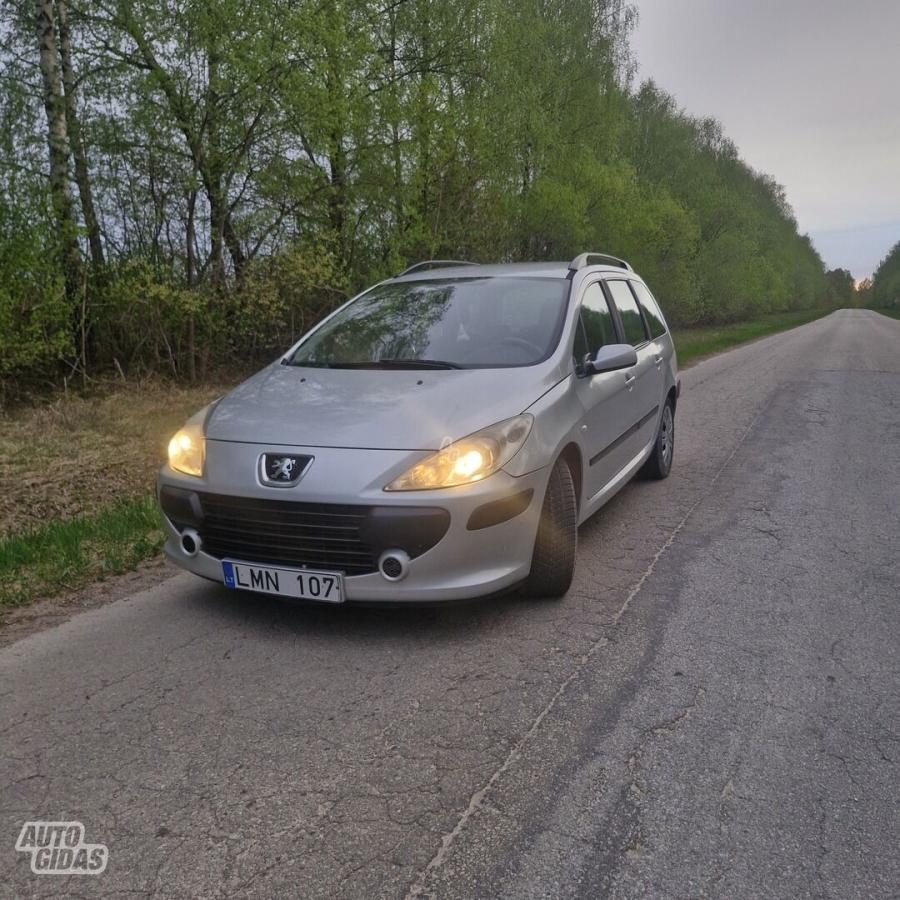 Серый Пежо 307 2006 в Пакруойис, объемом двигателя 1.60 л и пробегом 330 тыс. км за 850 €, фото 1 на AUTOMOTO.COM.LV