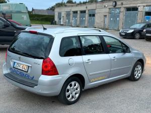 Grey Peugeot 307 2006 in Silute, with an engine capacity of 2.00 L and mileage of 336 thousand km for 900 €, photo 6 on AUTOMOTO.COM.LV