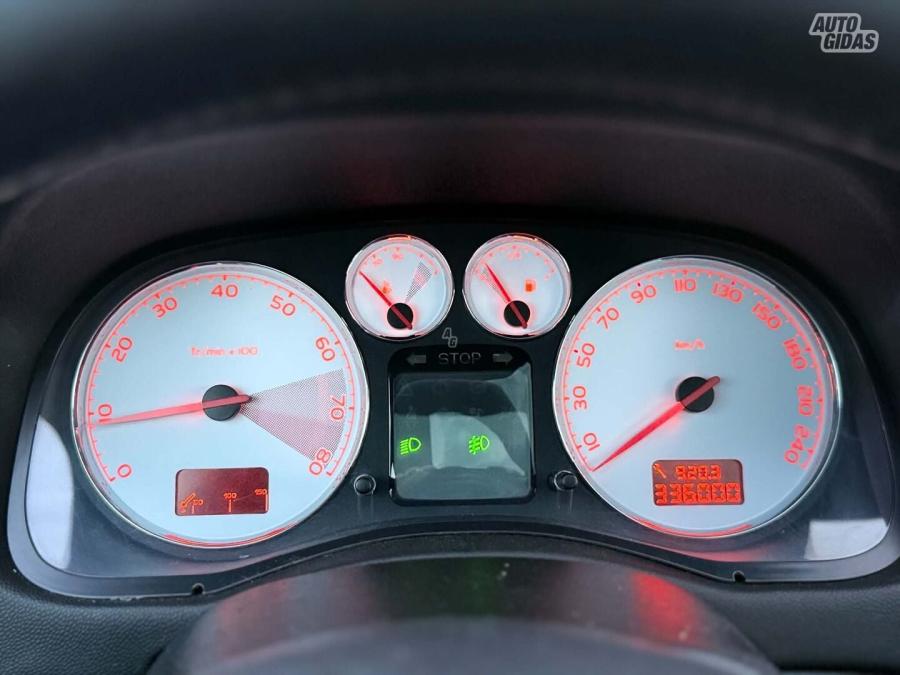 Grey Peugeot 307 2006 in Silute, with an engine capacity of 2.00 L and mileage of 336 thousand km for 900 €, photo 13 on AUTOMOTO.COM.LV