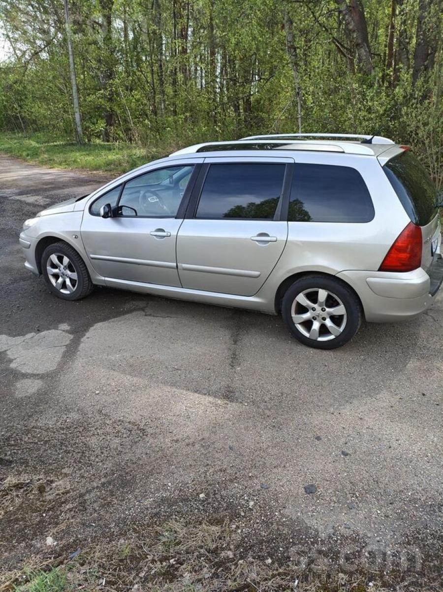 Pelēks Peugeot 307 2007 Daugavpils, ar dzinēja tilpumu 1.60 L un nobraukumu 297 tūkst. km par 2800 €, foto 4 vietnē AUTOMOTO.COM.LV