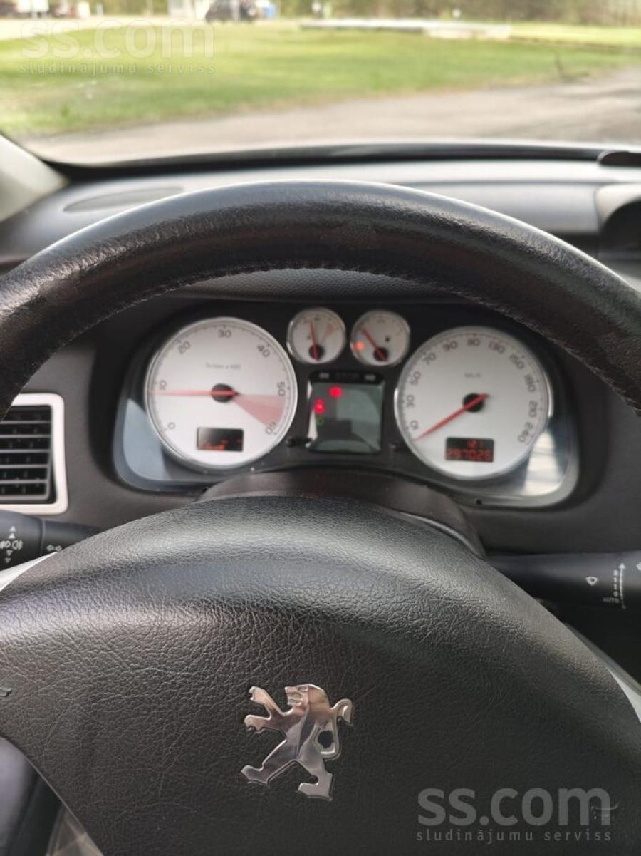 Pelēks Peugeot 307 2007 Daugavpils, ar dzinēja tilpumu 1.60 L un nobraukumu 297 tūkst. km par 2800 €, foto 10 vietnē AUTOMOTO.COM.LV