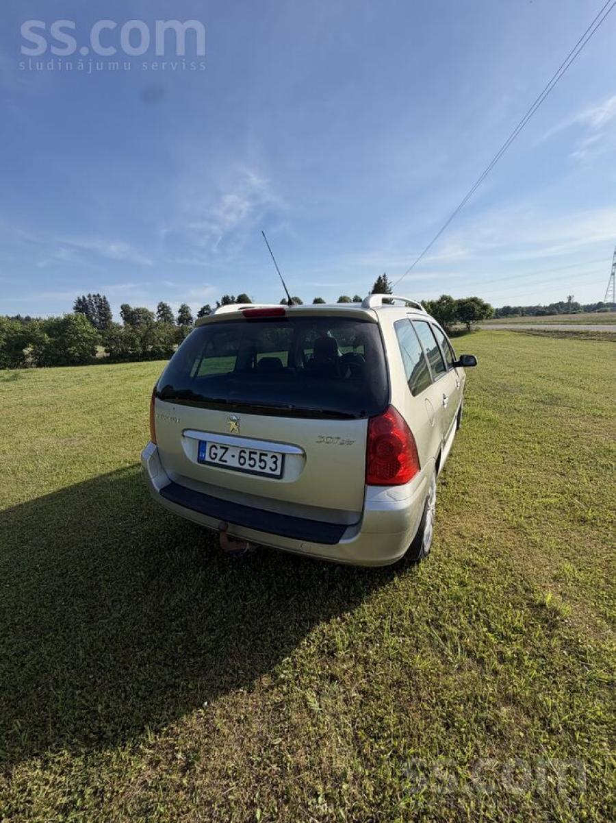 Pelēks Peugeot 307 2007 Tukums, ar dzinēja tilpumu 1.60 L un nobraukumu 195 tūkst. km par 1550 €, foto 4 vietnē AUTOMOTO.COM.LV