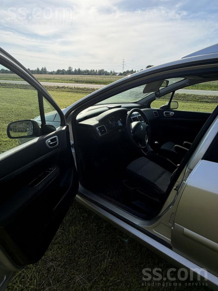 Pelēks Peugeot 307 2007 Tukums, ar dzinēja tilpumu 1.60 L un nobraukumu 195 tūkst. km par 1550 €, foto 9 vietnē AUTOMOTO.COM.LV