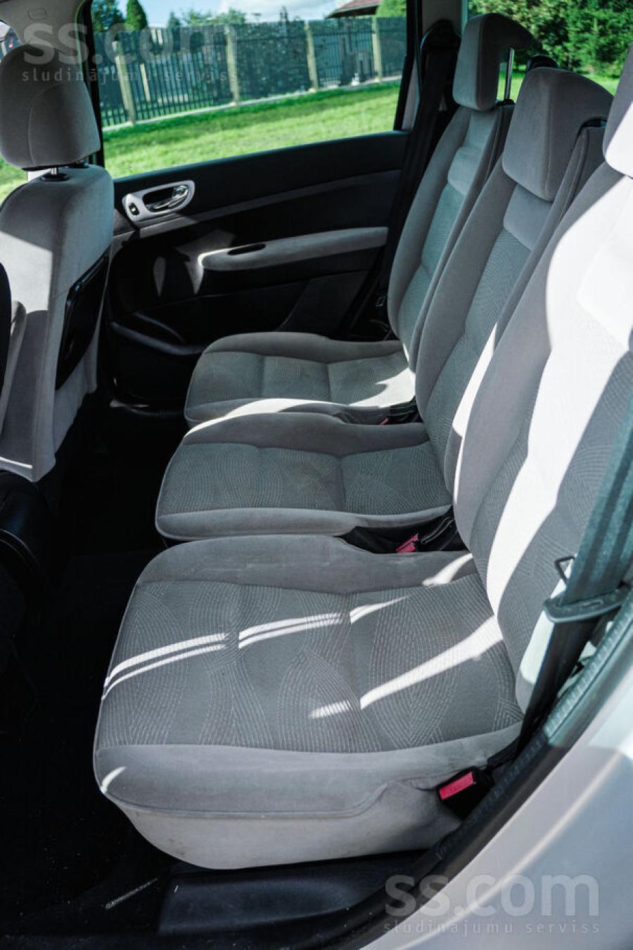 Pelēks Peugeot 307 2007 Rīga, ar dzinēja tilpumu 1.60 L un nobraukumu 133 tūkst. km par 1900 €, foto 14 vietnē AUTOMOTO.COM.LV