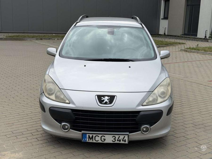 Pelēks Peugeot 307 2008 Viļņa, ar dzinēja tilpumu 2.00 L un nobraukumu 350 tūkst. km par 1200 €, foto 5 vietnē AUTOMOTO.COM.LV