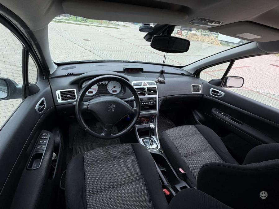 Pelēks Peugeot 307 2008 Viļņa, ar dzinēja tilpumu 2.00 L un nobraukumu 350 tūkst. km par 1200 €, foto 13 vietnē AUTOMOTO.COM.LV
