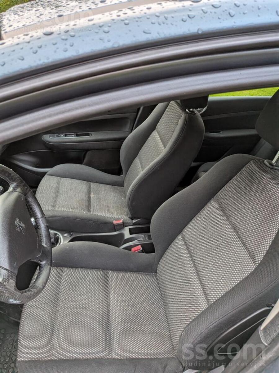 Pelēks Peugeot 307 2008 Aizkraukle, ar dzinēja tilpumu 1.60 L un nobraukumu 246 tūkst. km par 1950 €, foto 9 vietnē AUTOMOTO.COM.LV