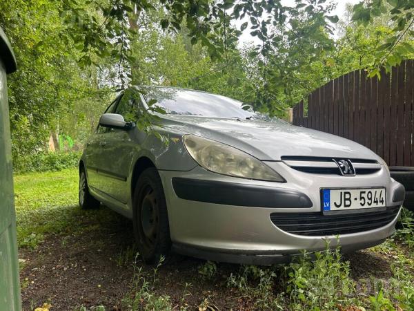 Peugeot 307 2001 Rīga, ar dzinēja tilpumu 2.00 L un nobraukumu 345 tūkst. km par 570 €, foto 4 vietnē AUTOMOTO.COM.LV