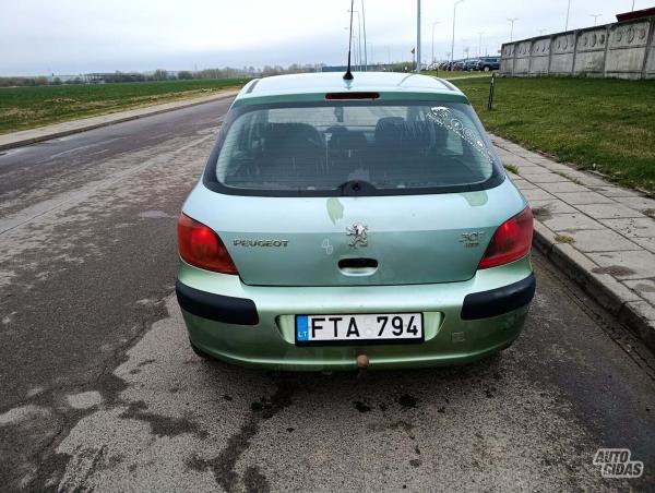 Peugeot 307 2001 in Panevezys, with an engine capacity of 2.00 L and mileage of 400 thousand km for 499 €, photo 3 on AUTOMOTO.COM.LV