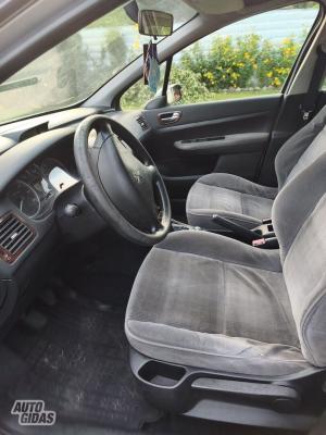 Peugeot 307 2001 in Kaunas, with an engine capacity of 2.00 L and mileage of 268 thousand km for 550 €, photo 8 on AUTOMOTO.COM.LV