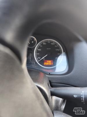 Peugeot 307 2001 in Kaunas, with an engine capacity of 2.00 L and mileage of 268 thousand km for 550 €, photo 9 on AUTOMOTO.COM.LV