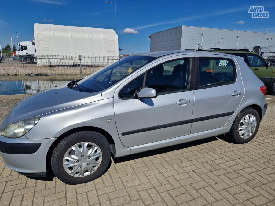 Peugeot 307 2001 Kauņa, ar dzinēja tilpumu 2.00 L un nobraukumu 328 tūkst. km par 950 €, foto 3 vietnē AUTOMOTO.COM.LV