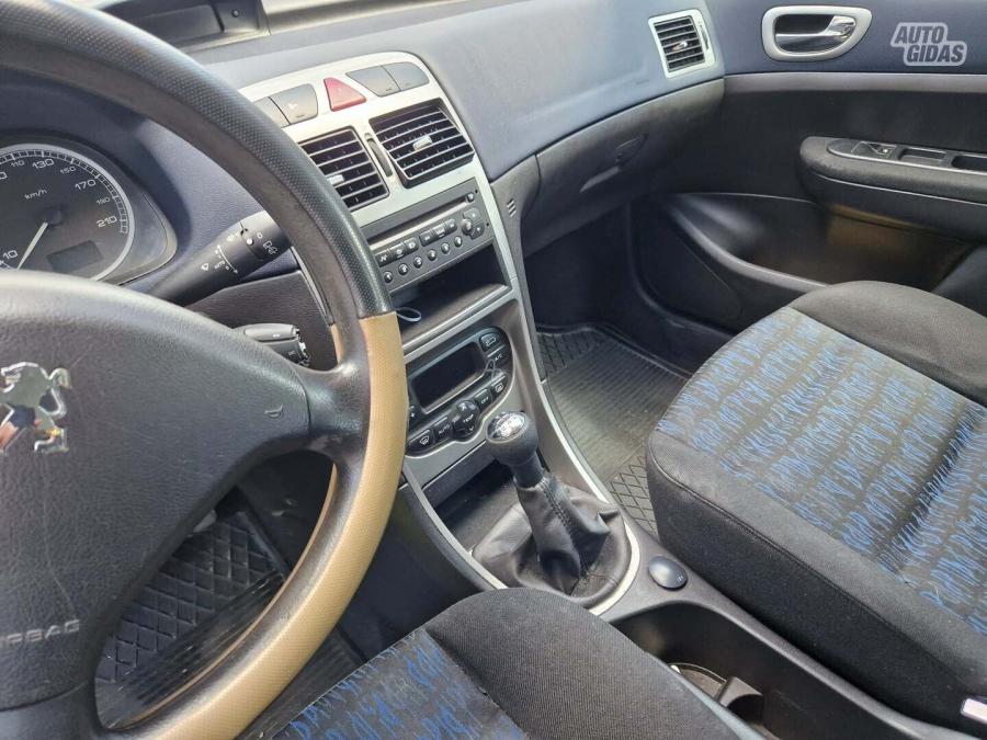 Peugeot 307 2001 Kauņa, ar dzinēja tilpumu 2.00 L un nobraukumu 328 tūkst. km par 950 €, foto 7 vietnē AUTOMOTO.COM.LV
