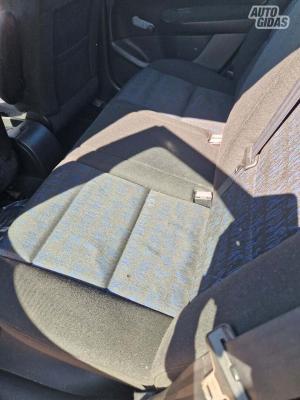 Peugeot 307 2001 Kauņa, ar dzinēja tilpumu 2.00 L un nobraukumu 328 tūkst. km par 950 €, foto 8 vietnē AUTOMOTO.COM.LV
