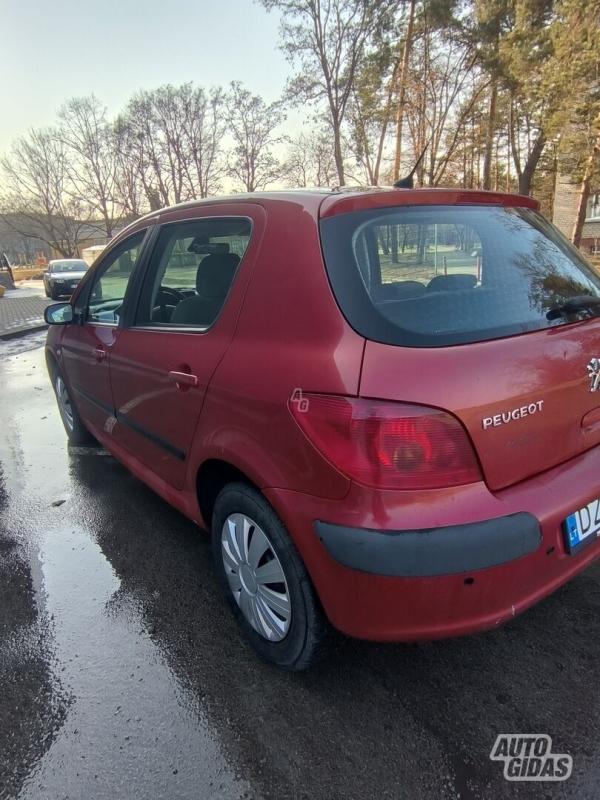 Peugeot 307 2002 in Kaunas, with an engine capacity of 1.60 L and mileage of 250 thousand km for 500 €, photo 6 on AUTOMOTO.COM.LV