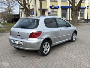 Peugeot 307 2002 in Mazeikiai, with an engine capacity of 2.00 L and mileage of 260 thousand km for 550 €, photo 4 on AUTOMOTO.COM.LV