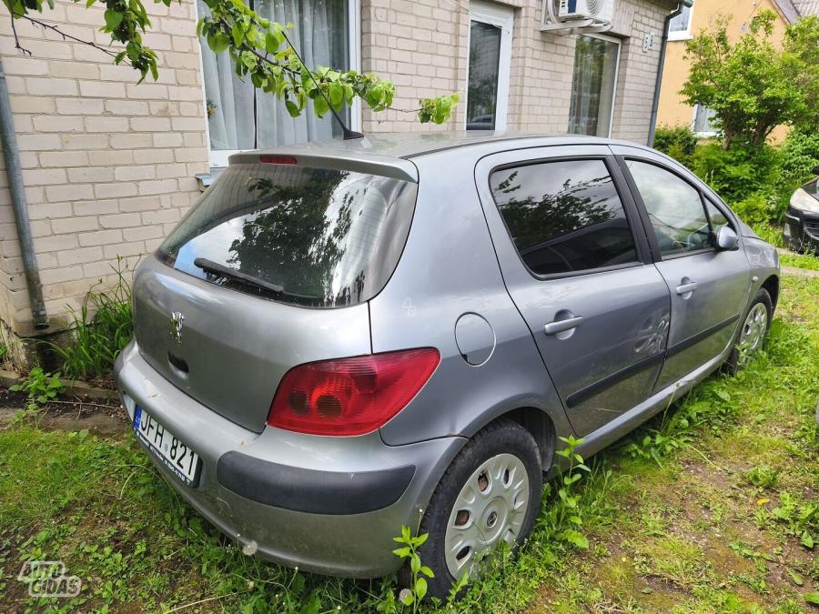 Peugeot 307 2002 in Vilnius, with an engine capacity of 2.00 L and mileage of 310 thousand km for 350 €, photo 5 on AUTOMOTO.COM.LV