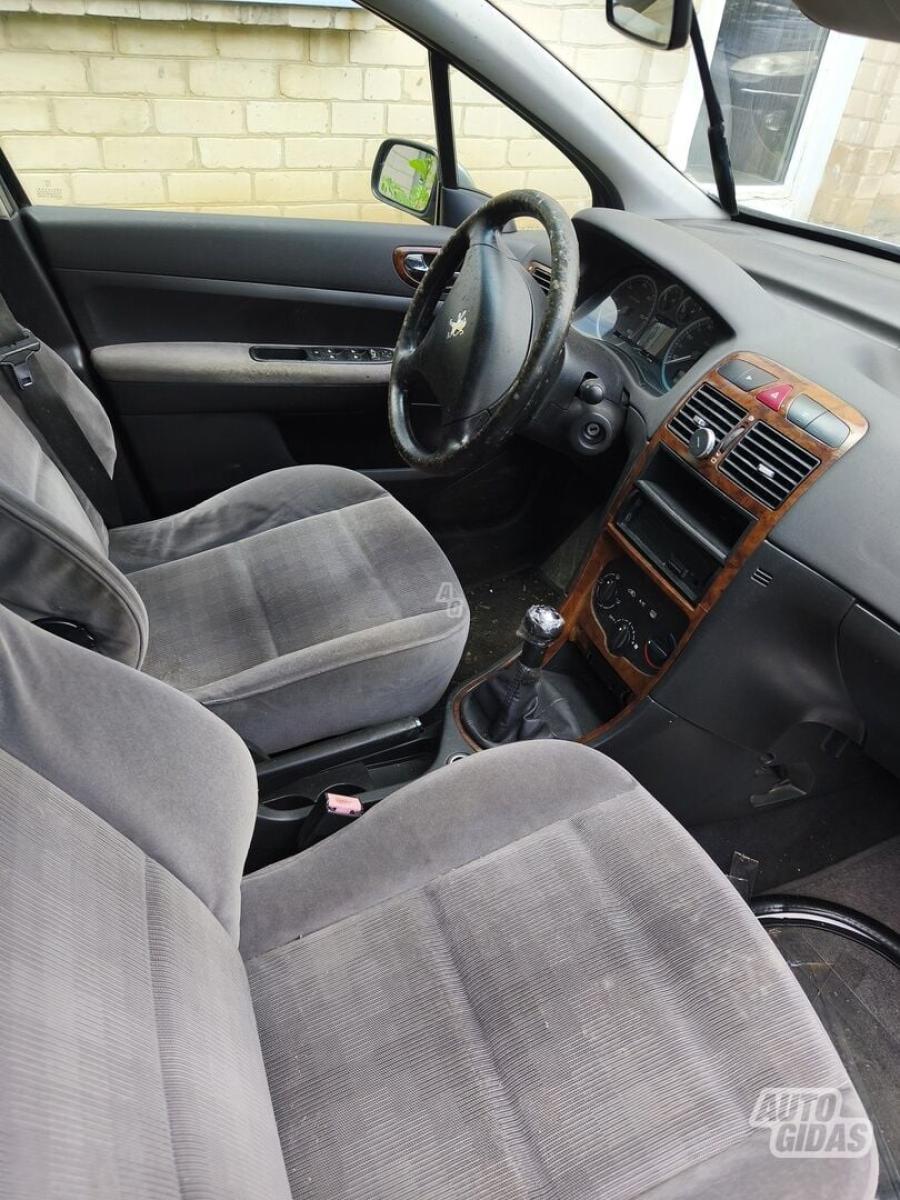 Peugeot 307 2002 in Vilnius, with an engine capacity of 2.00 L and mileage of 310 thousand km for 350 €, photo 6 on AUTOMOTO.COM.LV