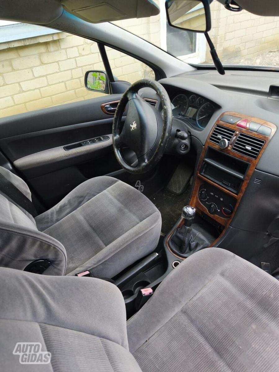 Peugeot 307 2002 in Vilnius, with an engine capacity of 2.00 L and mileage of 310 thousand km for 350 €, photo 9 on AUTOMOTO.COM.LV