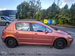 Peugeot 307 2002 in Kaunas, with an engine capacity of 2.00 L and mileage of 241 thousand km for 350 €, photo 4 on AUTOMOTO.COM.LV