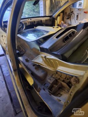 Peugeot 307 2003 Šauļi, ar dzinēja tilpumu 1.60 L un nobraukumu 325 tūkst. km par 200 €, foto 6 vietnē AUTOMOTO.COM.LV