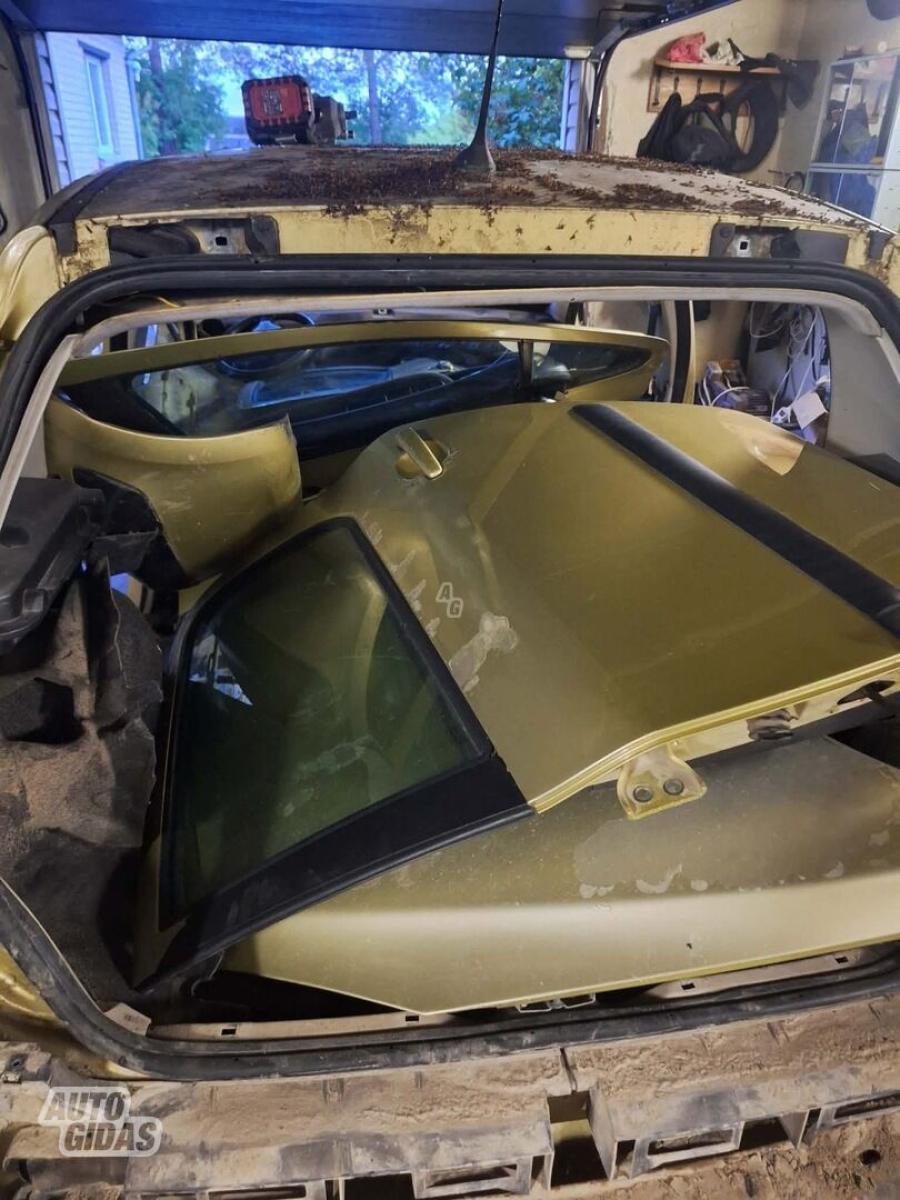 Peugeot 307 2003 Šauļi, ar dzinēja tilpumu 1.60 L un nobraukumu 325 tūkst. km par 200 €, foto 7 vietnē AUTOMOTO.COM.LV