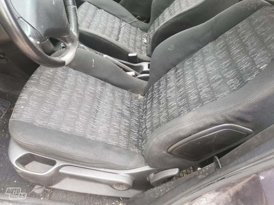 Peugeot 307 2003 Ignalina, ar dzinēja tilpumu 1.90 L un nobraukumu 350 tūkst. km par 230 €, foto 14 vietnē AUTOMOTO.COM.LV