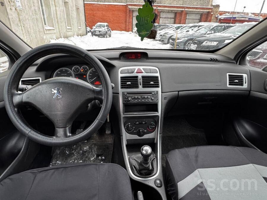 Peugeot 307 2004 Daugavpils, ar dzinēja tilpumu 1.40 L un nobraukumu 297 tūkst. km par 1050 €, foto 11 vietnē AUTOMOTO.COM.LV
