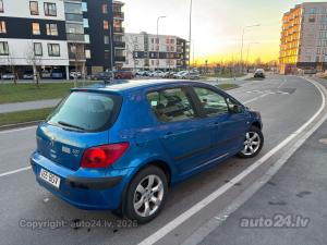 Peugeot 307 2004 Tallina, ar dzinēja tilpumu 2.00 L un nobraukumu 332 tūkst. km par 1199 €, foto 5 vietnē AUTOMOTO.COM.LV