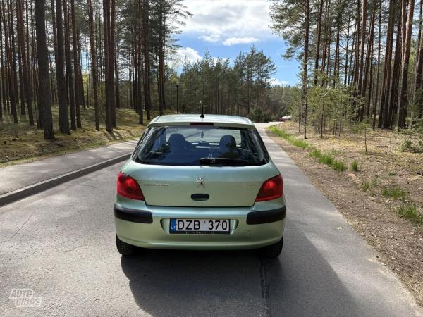 Пежо 307 2004 в Варена, объемом двигателя 1.60 л и пробегом 236 тыс. км за 670 €, фото 2 на AUTOMOTO.COM.LV