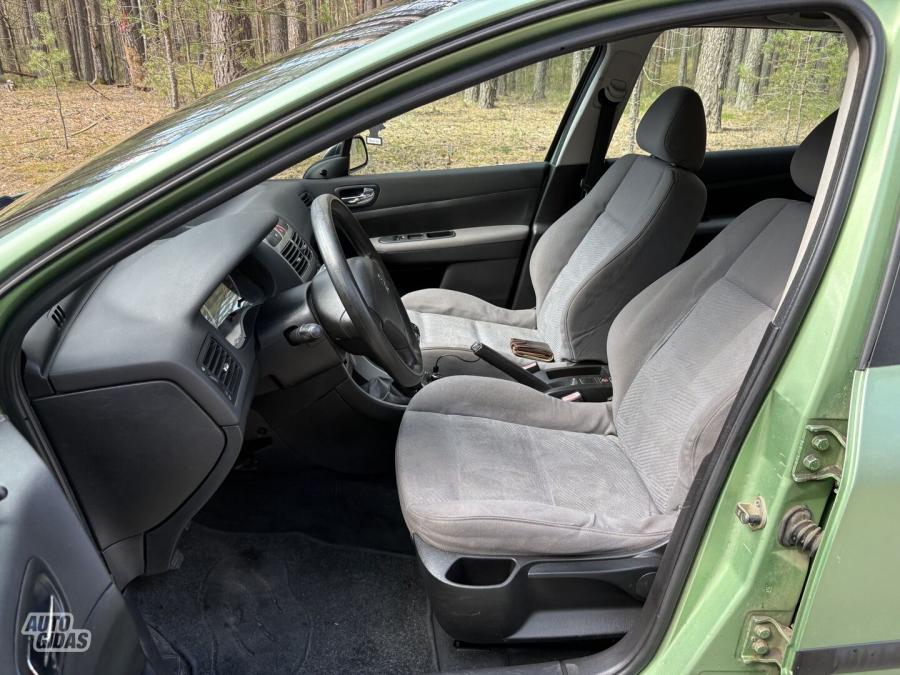 Пежо 307 2004 в Варена, объемом двигателя 1.60 л и пробегом 236 тыс. км за 670 €, фото 10 на AUTOMOTO.COM.LV