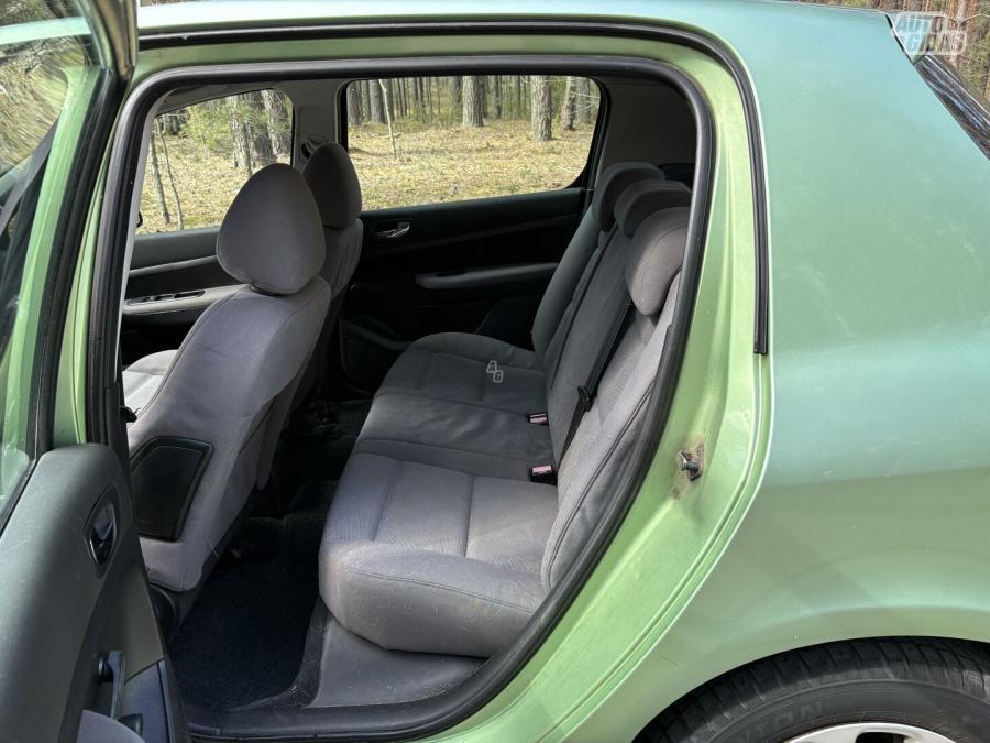 Пежо 307 2004 в Варена, объемом двигателя 1.60 л и пробегом 236 тыс. км за 670 €, фото 11 на AUTOMOTO.COM.LV