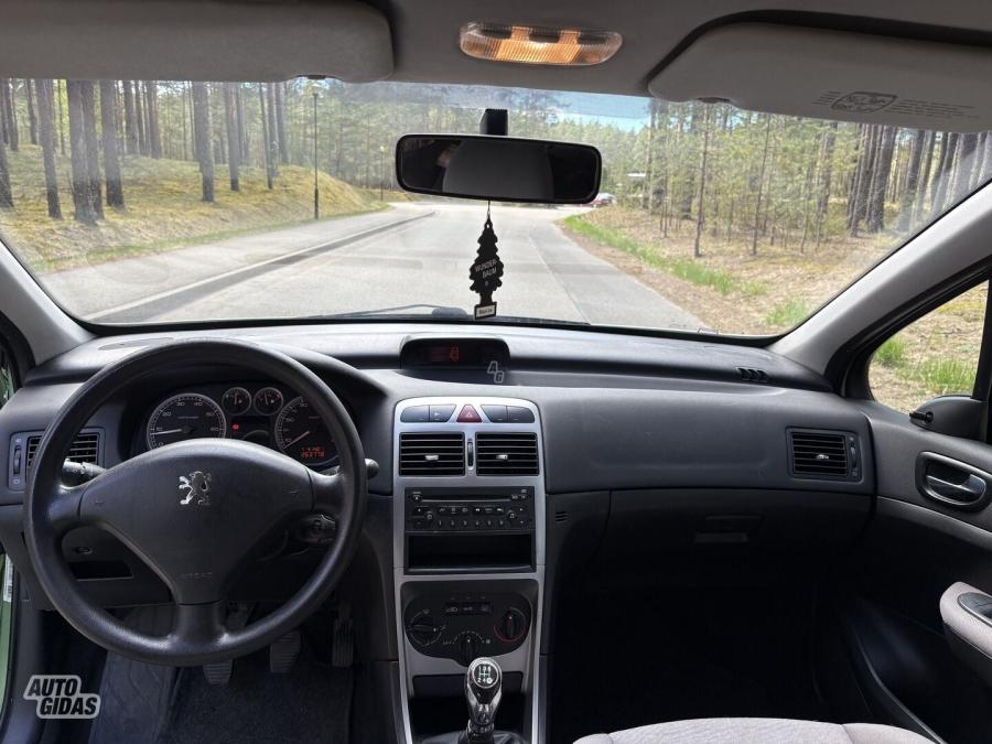 Пежо 307 2004 в Варена, объемом двигателя 1.60 л и пробегом 236 тыс. км за 670 €, фото 12 на AUTOMOTO.COM.LV