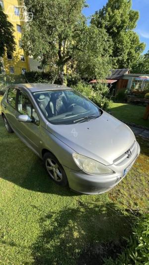Peugeot 307 2004 Šauļi, ar dzinēja tilpumu 2.00 L un nobraukumu 231 tūkst. km par 500 €, foto 4 vietnē AUTOMOTO.COM.LV