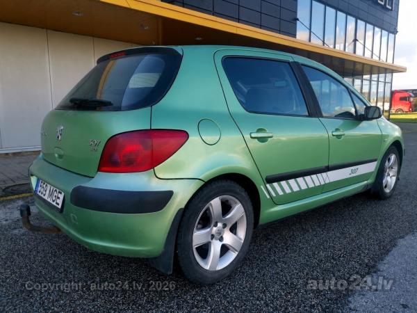 Peugeot 307 2004 Tartu vietnē Peugeot 307 2004 Tartu, ar dzinēja tilpumu 2.00 L un nobraukumu 220 tūkst. km par 890 €, foto 4 vietnē AUTOMOTO.COM.LV