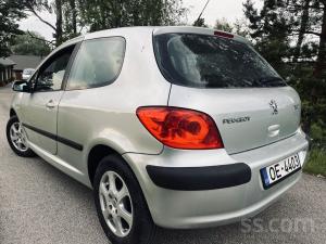 Пежо 307 2005 в Цесис, объемом двигателя 1.60 л и пробегом 202 тыс. км за 1400 €, фото 4 на AUTOMOTO.COM.LV