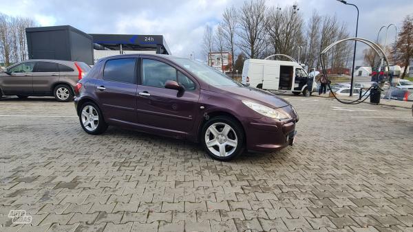 Peugeot 307 2005 Kauņa, ar dzinēja tilpumu 1.60 L un nobraukumu 411 tūkst. km par 850 €, foto 3 vietnē AUTOMOTO.COM.LV