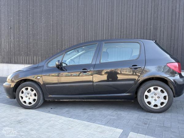 Peugeot 307 2005 Viļņa, ar dzinēja tilpumu 1.60 L un nobraukumu 204 tūkst. km par 1000 €, foto 3 vietnē AUTOMOTO.COM.LV